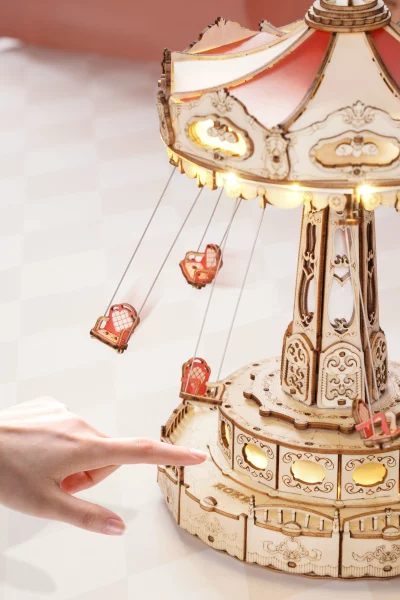 Rokr 3D Swing Ride - Ringišpil